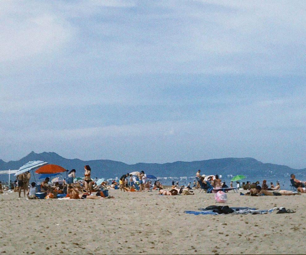 Why Oneloa Beach Is Better - Your Holiday Partner For The Honeyed Life