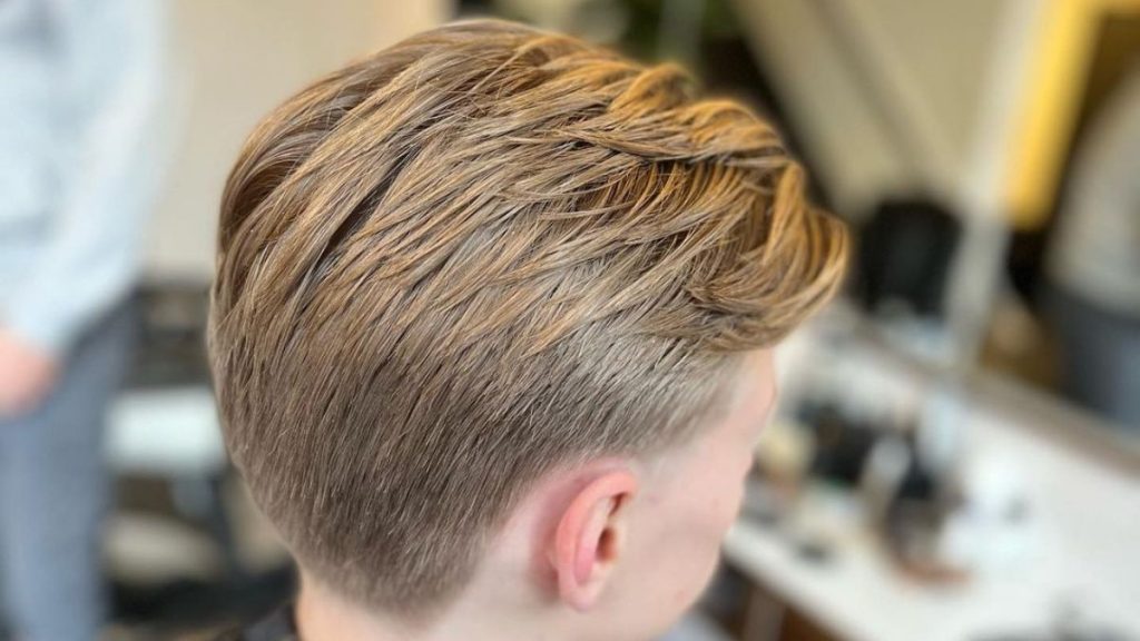 Best Haircut For Receding Hairline And Thinning Hair - Your Holiday ...