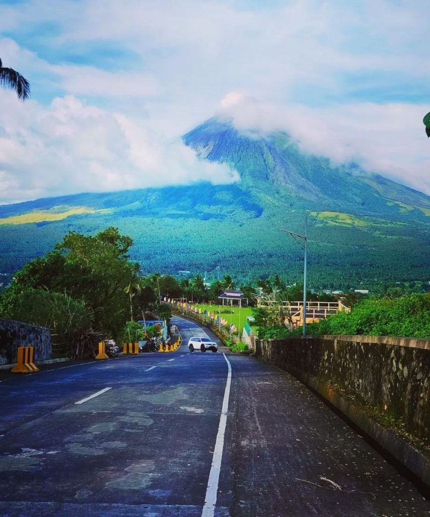 What Type Of Activity Is Mayon Volcano Natural Park - Your Holiday ...